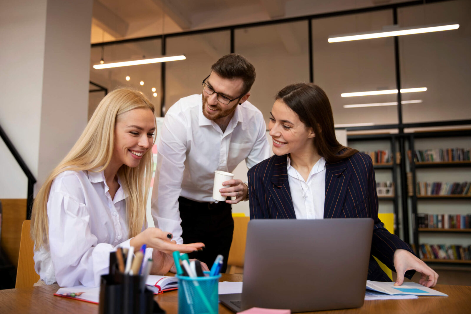 Employee Adalah Aset, Simak Cara Manajemen Relasinya